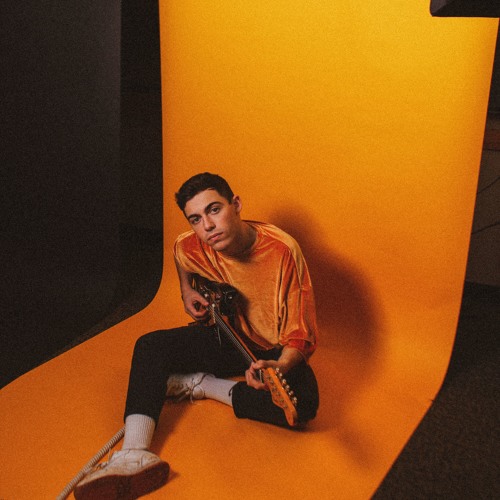 Artist Profile - Ben Kessler - Pictures